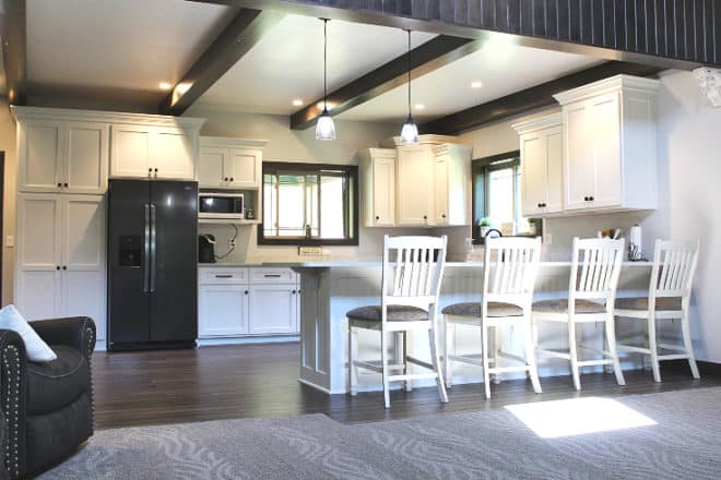 white-custom-kitchen-cabinets-EDR02 - Fairfield Custom Kitchens